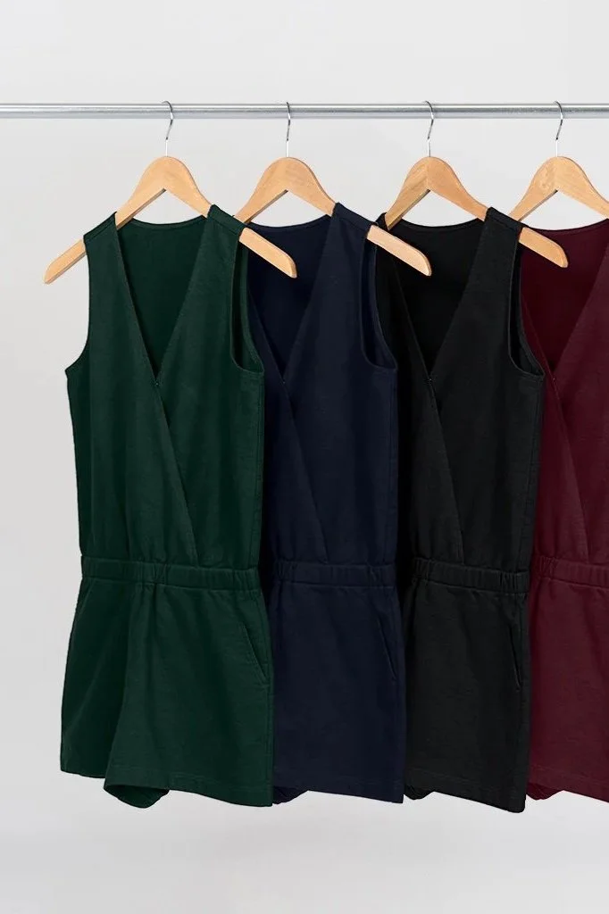 14 Sustainable Clothing Brands for the Minimalist in 2023 — Sustainably ...