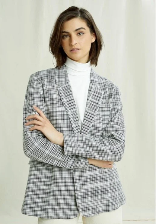 12 Sustainable Blazers For Women & Men Who Want To Elevate Their Looks ...