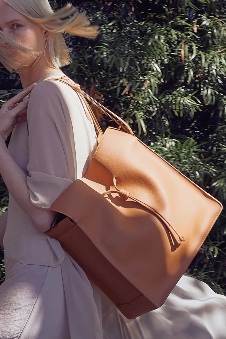 12 Sustainable Vegan Leather Handbag Brands To Carry in 2024 ...