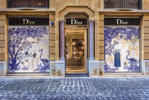 Top 25 Worst Designer Brands to Avoid: Unsustainable and Unethical ...