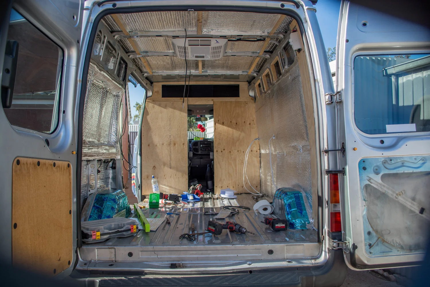 Micko & Sally — Vanlife