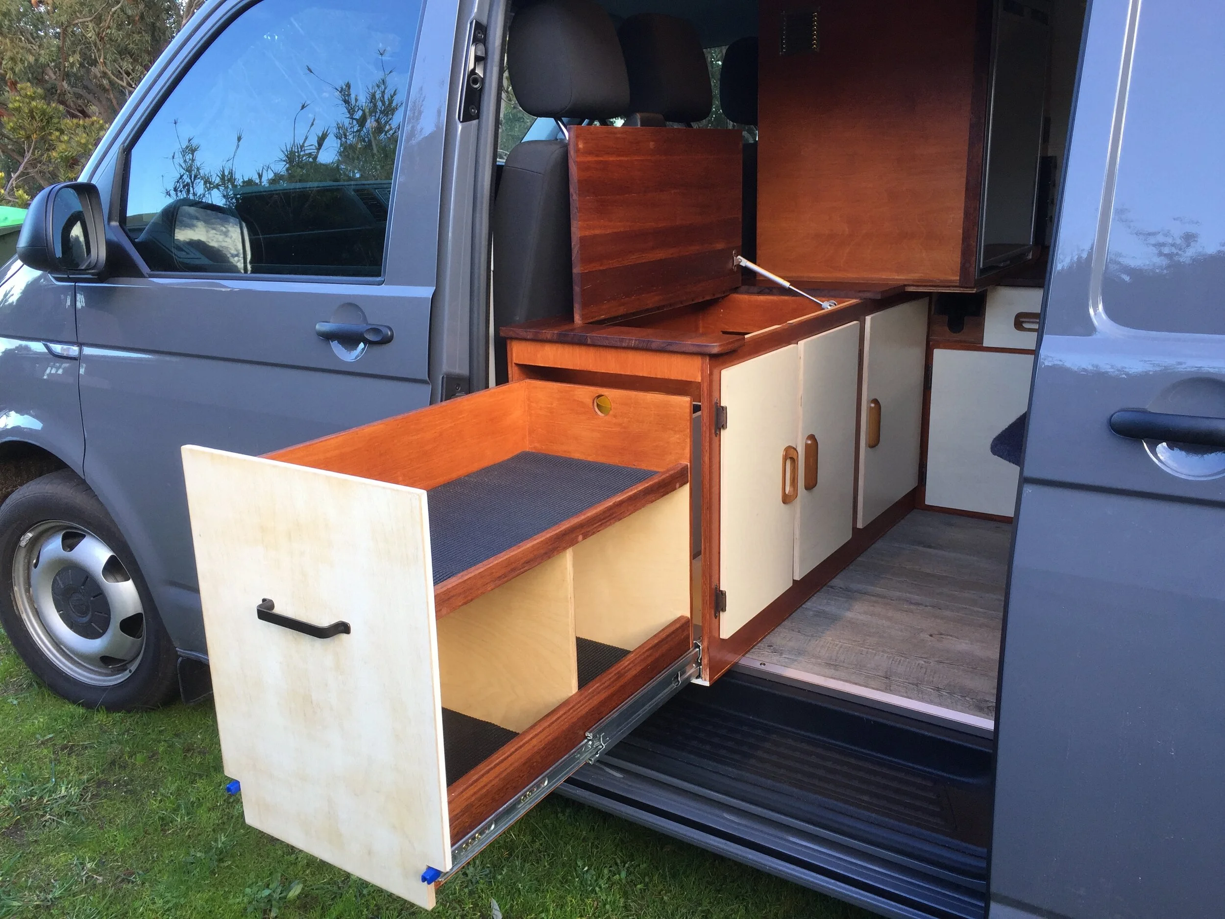 VANLIFE CONVERSIONS — Vanlife