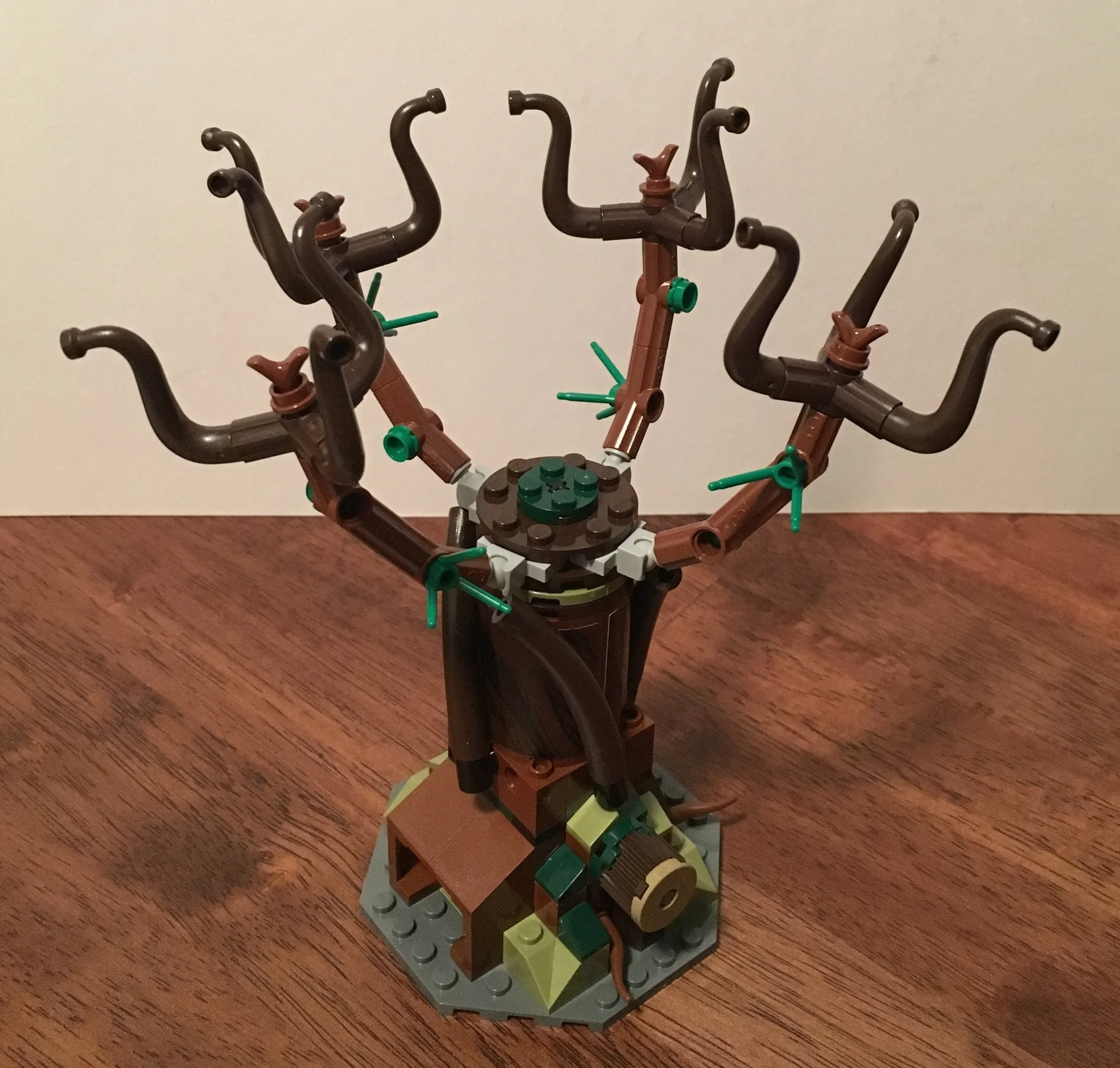 Set Review - #75953-1 - Hogwarts Whomping Willow - Wizarding World ...