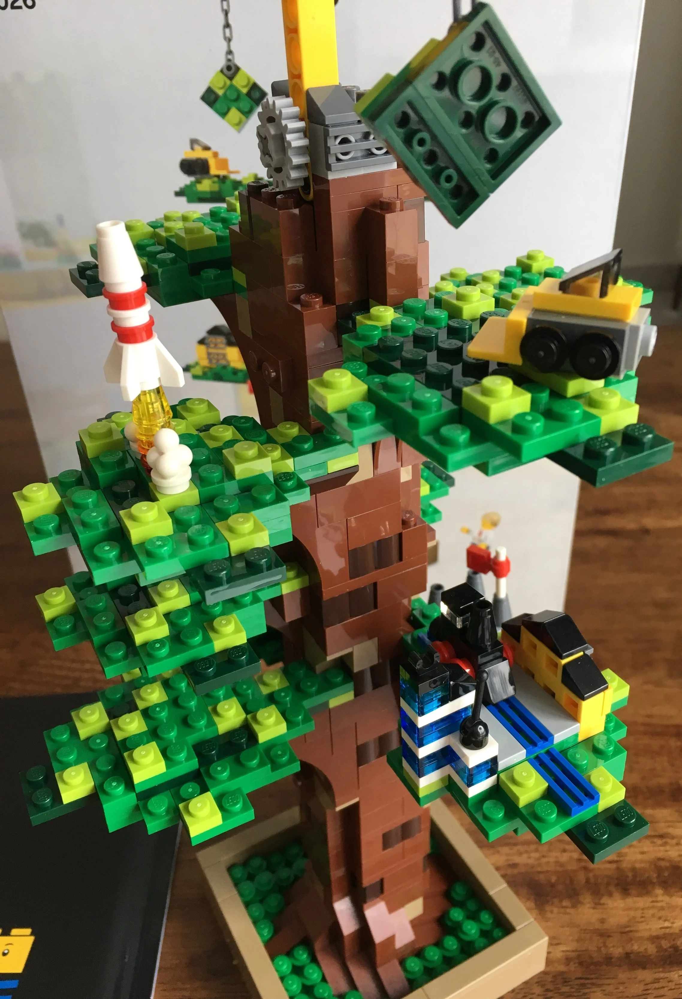 Set Review - #4000026-1: LEGO House Tree of Creativity — Bricks for Bricks