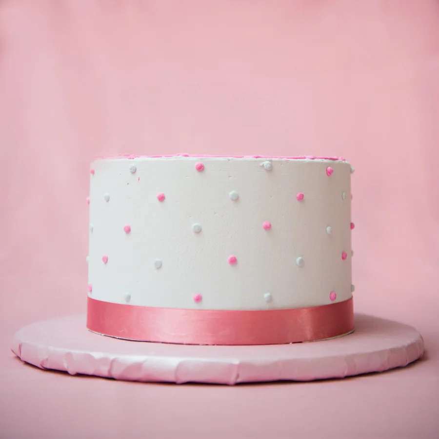 Signature Cakes for parties in Fort Worth | Creme De La Creme Cake Company