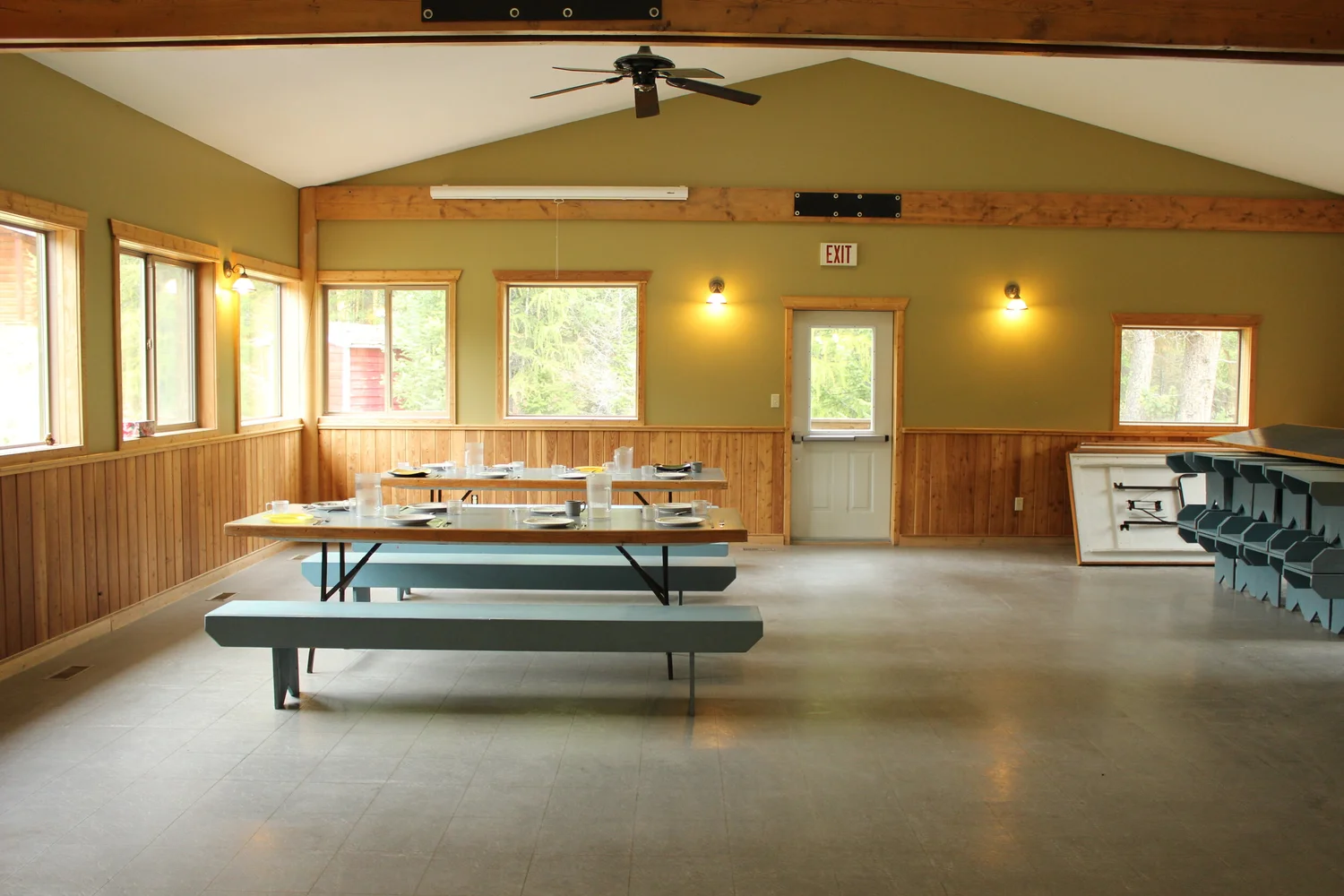 Accommodation & Dining Camp — Columbia Outdoor School & Blue Lake Camp