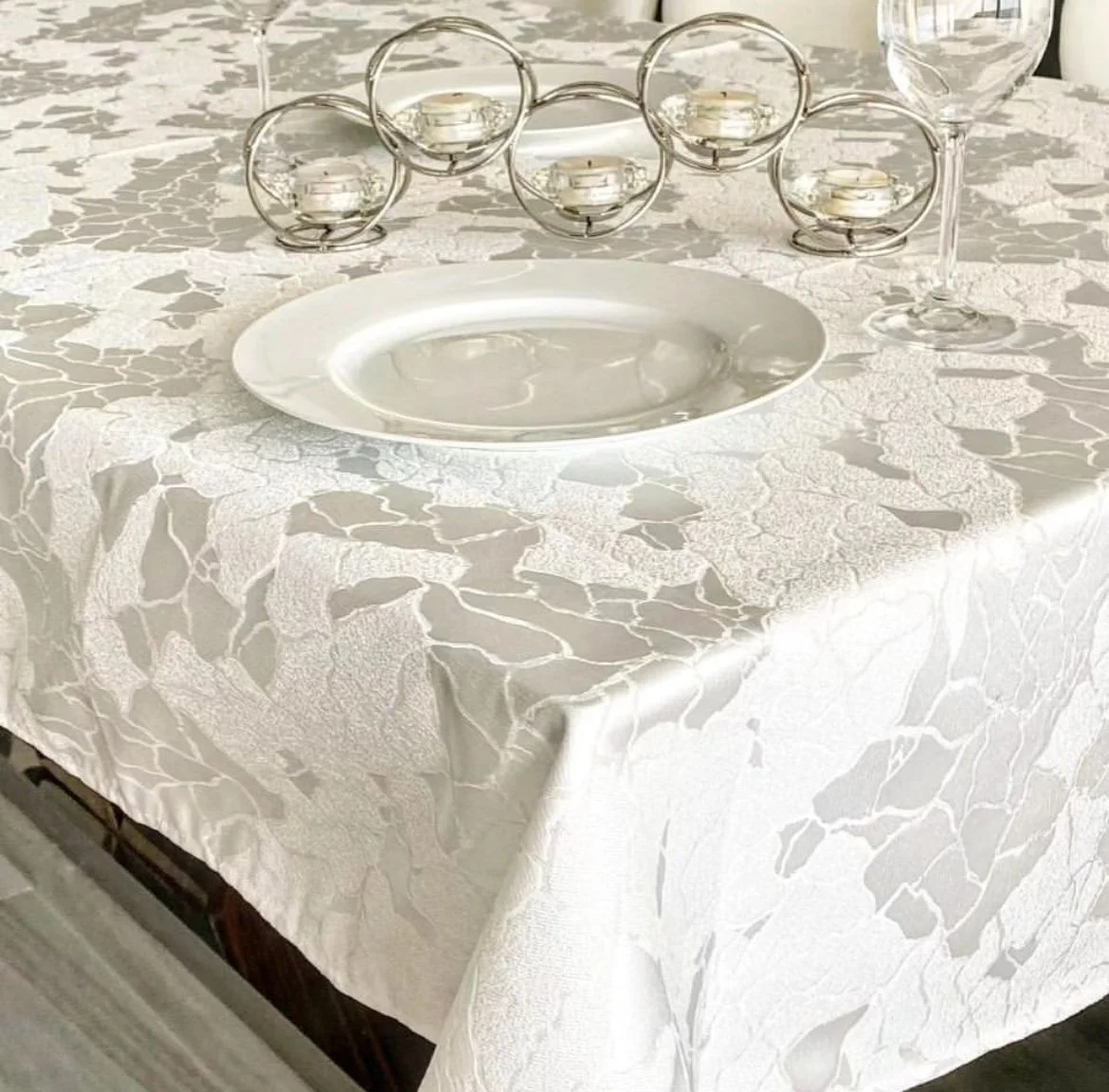 Tablecloths and Napkins — The Doily Lady