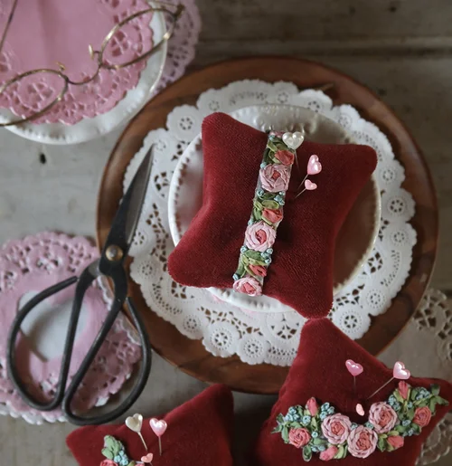 DIY Velvet Pin Cushions — Made on 23rd