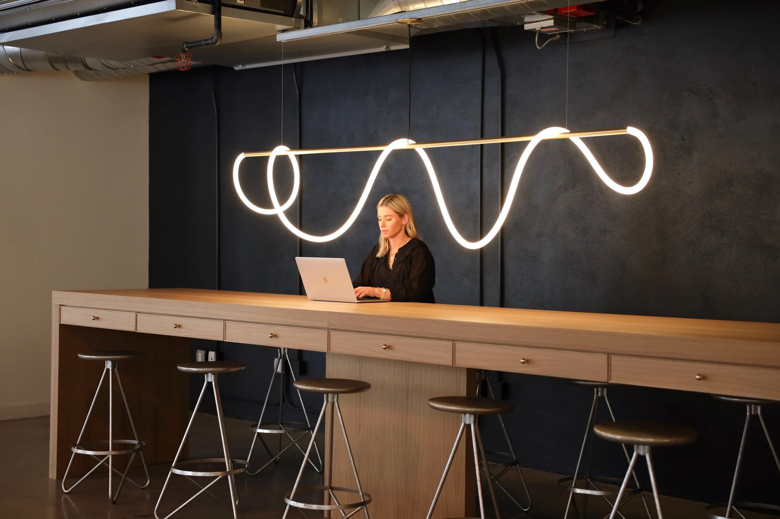 LUKE LAMP CO | CHANDELIERS