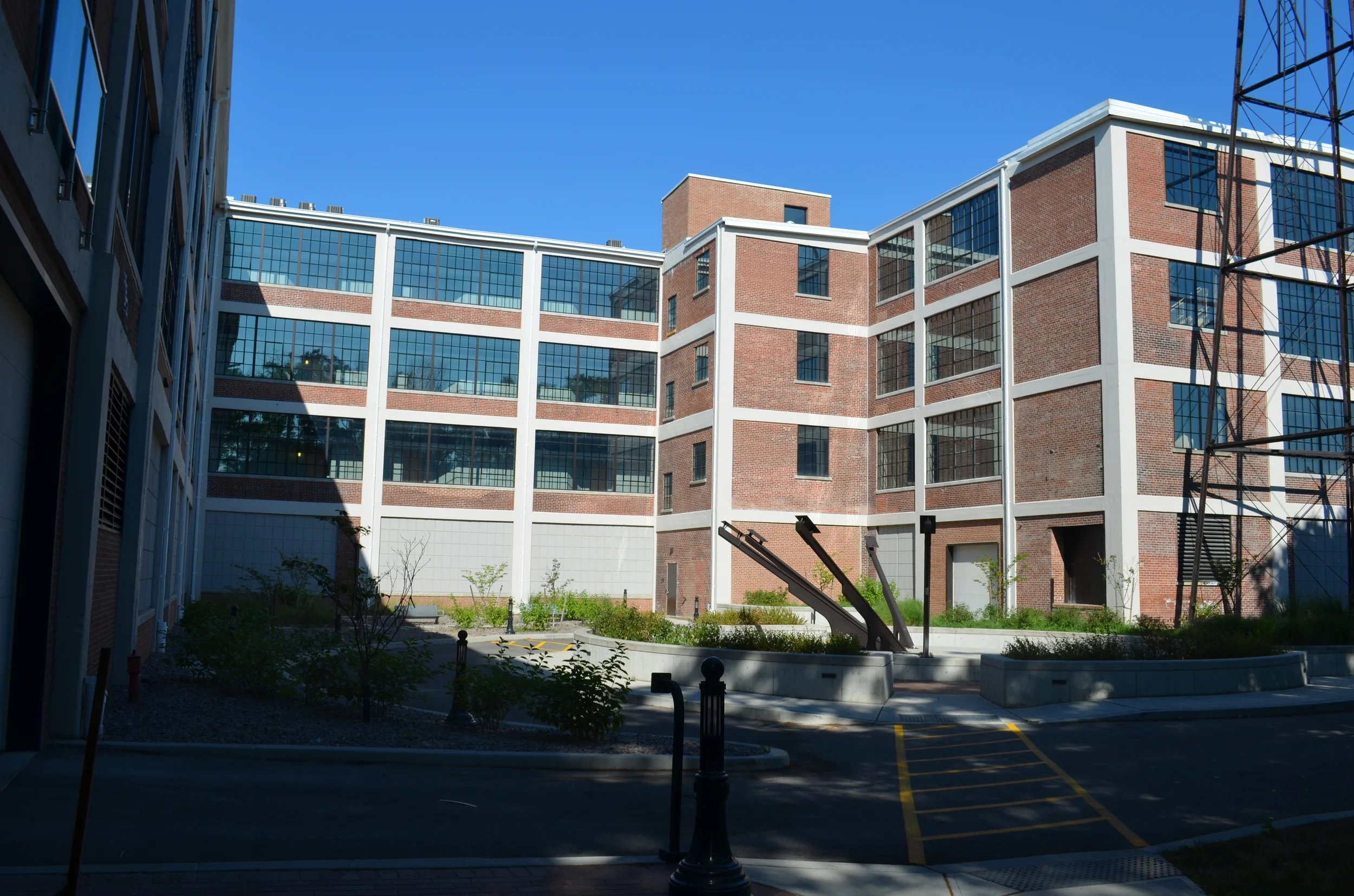 Carmina Wood Design - Page