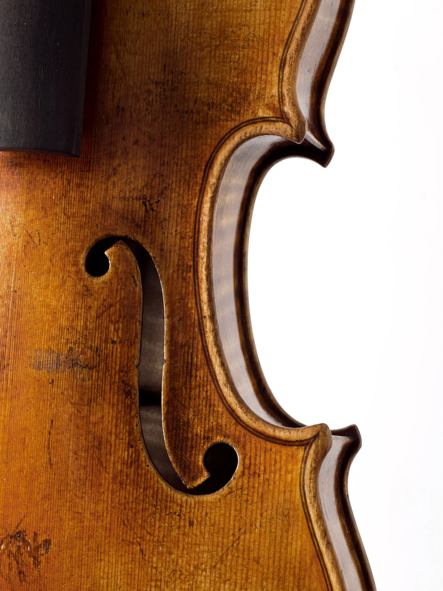Aubrey K Alexander, Violin Maker and Restorer