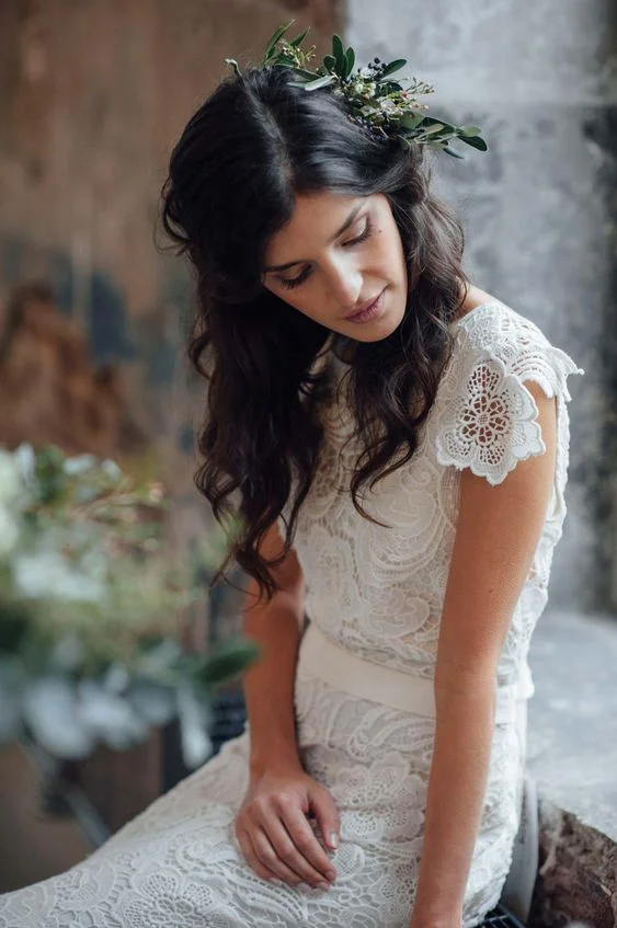 Choosing The Right Lace for Your Custom Wedding Gown: A Guide to Bridal ...
