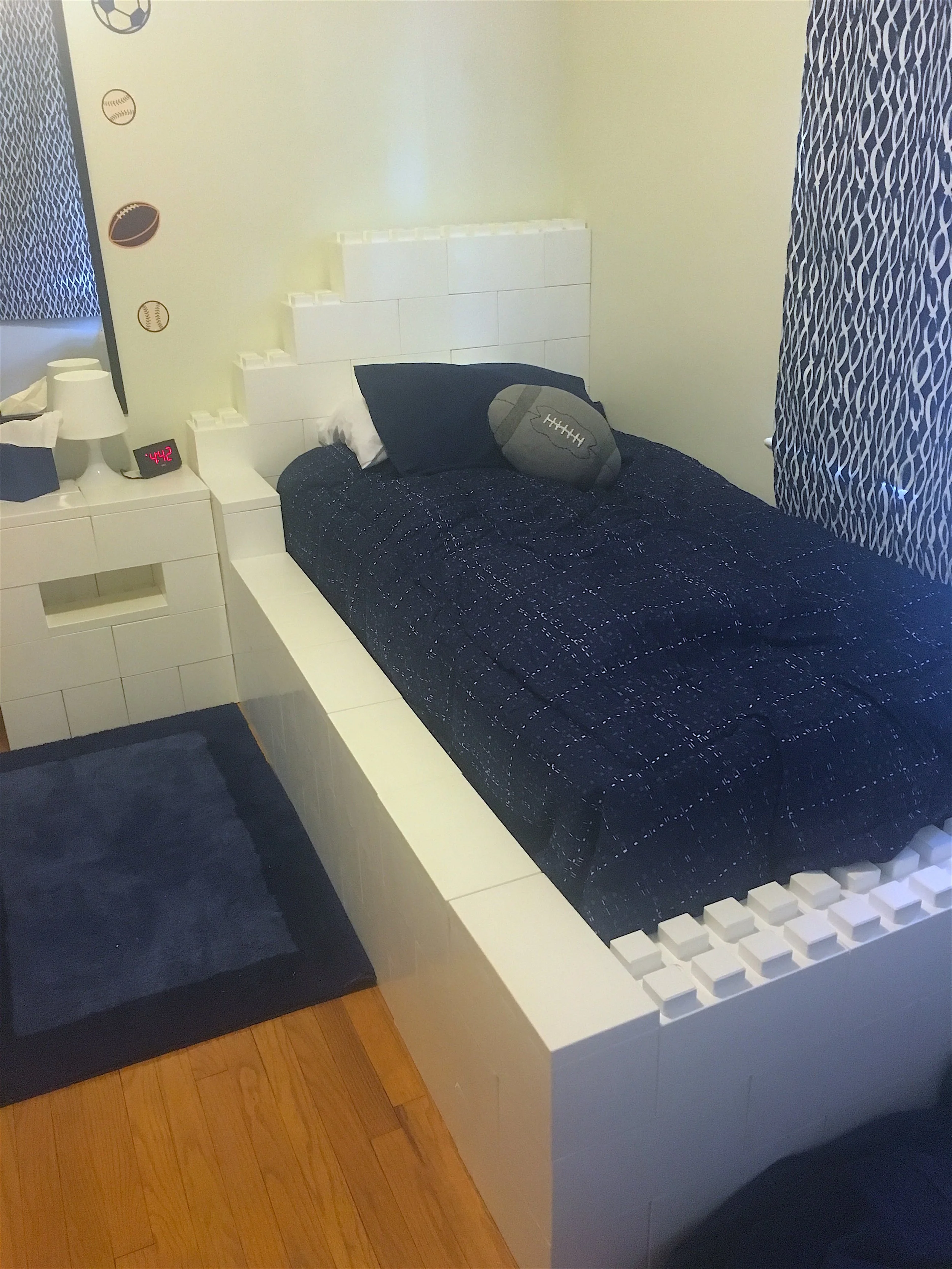 Modern interlocking block furniture. Modular furniture construction ...