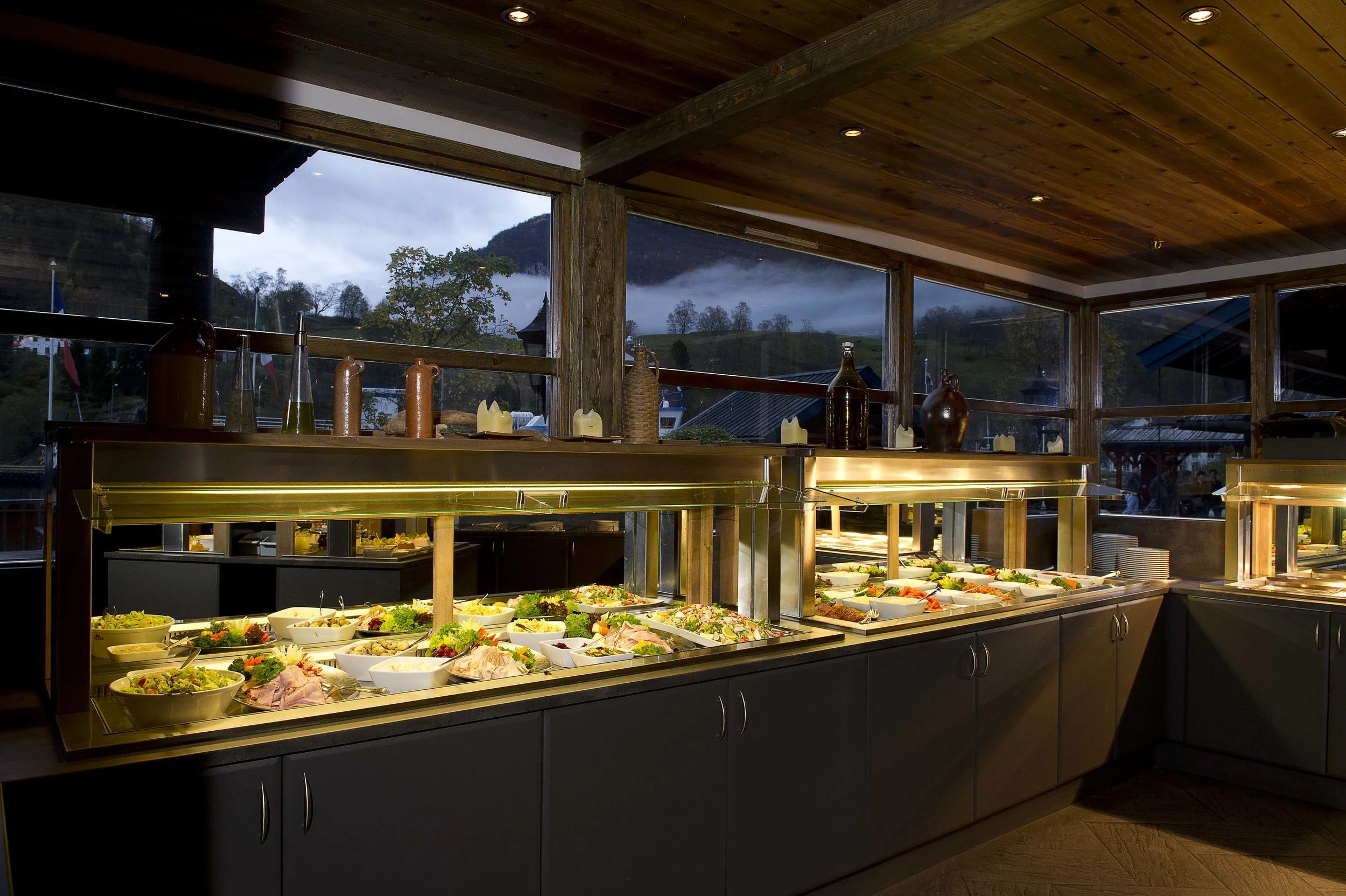 Lunsj — Flåmsbrygga Hotell - Bryggerihotellet i Flåm