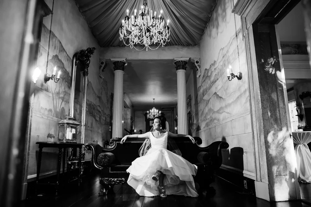 10 Gorgeous Black + White Bridal Portraits — Riverwood Mansion