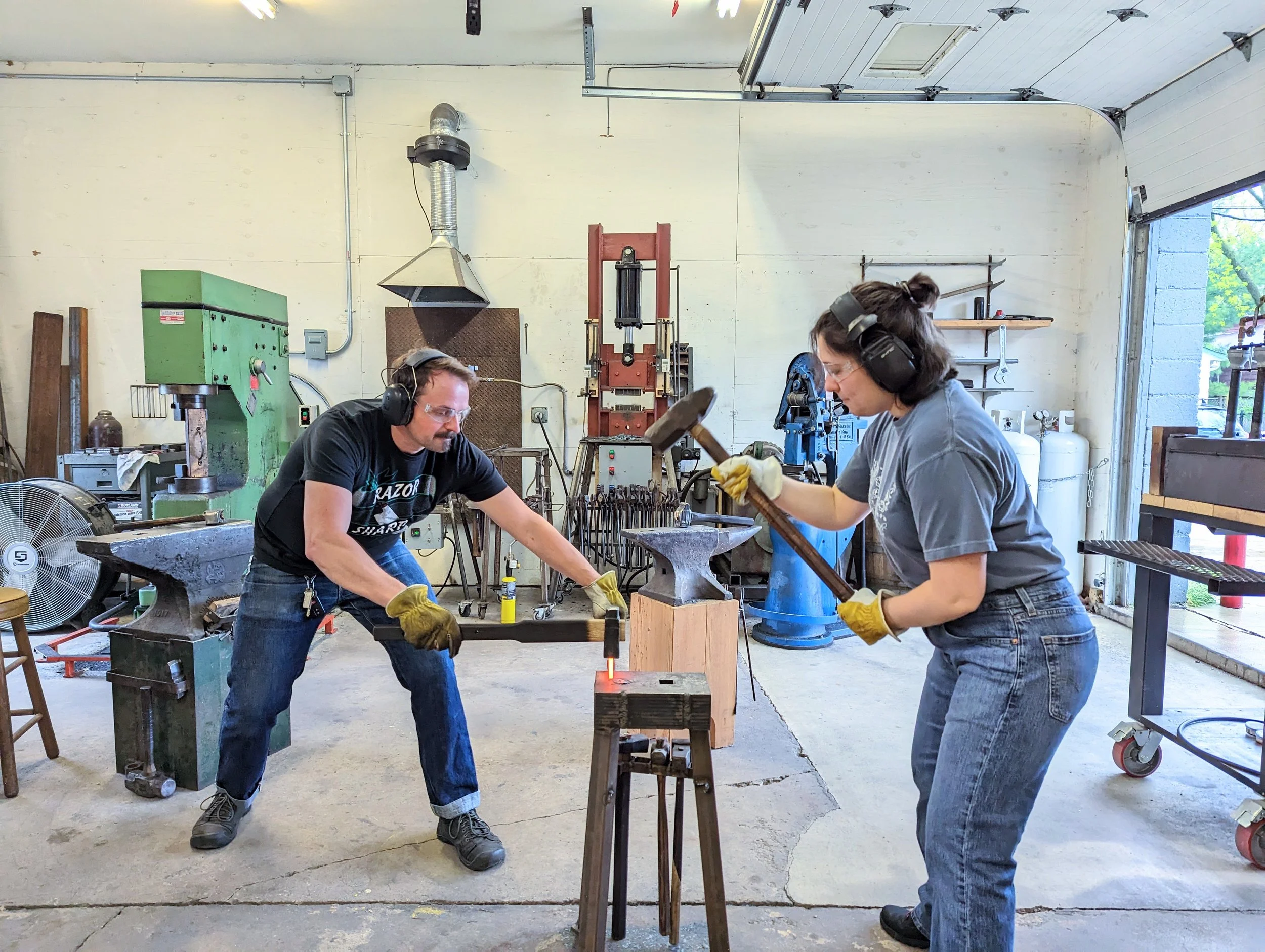 Bladesmithing Classes, Knife Making Classes — Knifeworks