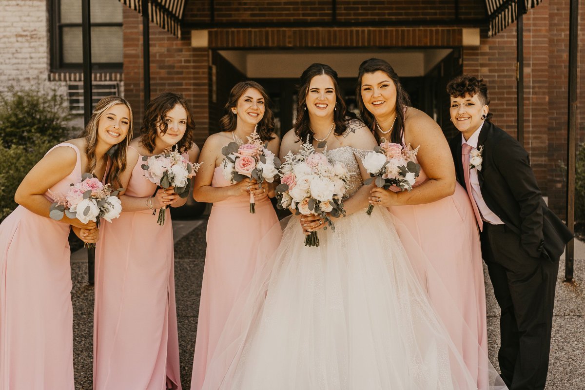 The Commodore Bar & Restaurant | Saint Paul, MN