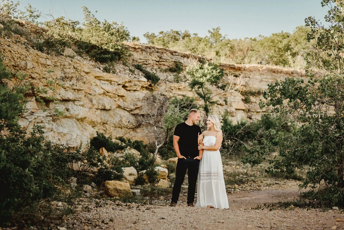 Beth & Nathan Love Story - Stonewall Quarry Park — Black & Gold Photography