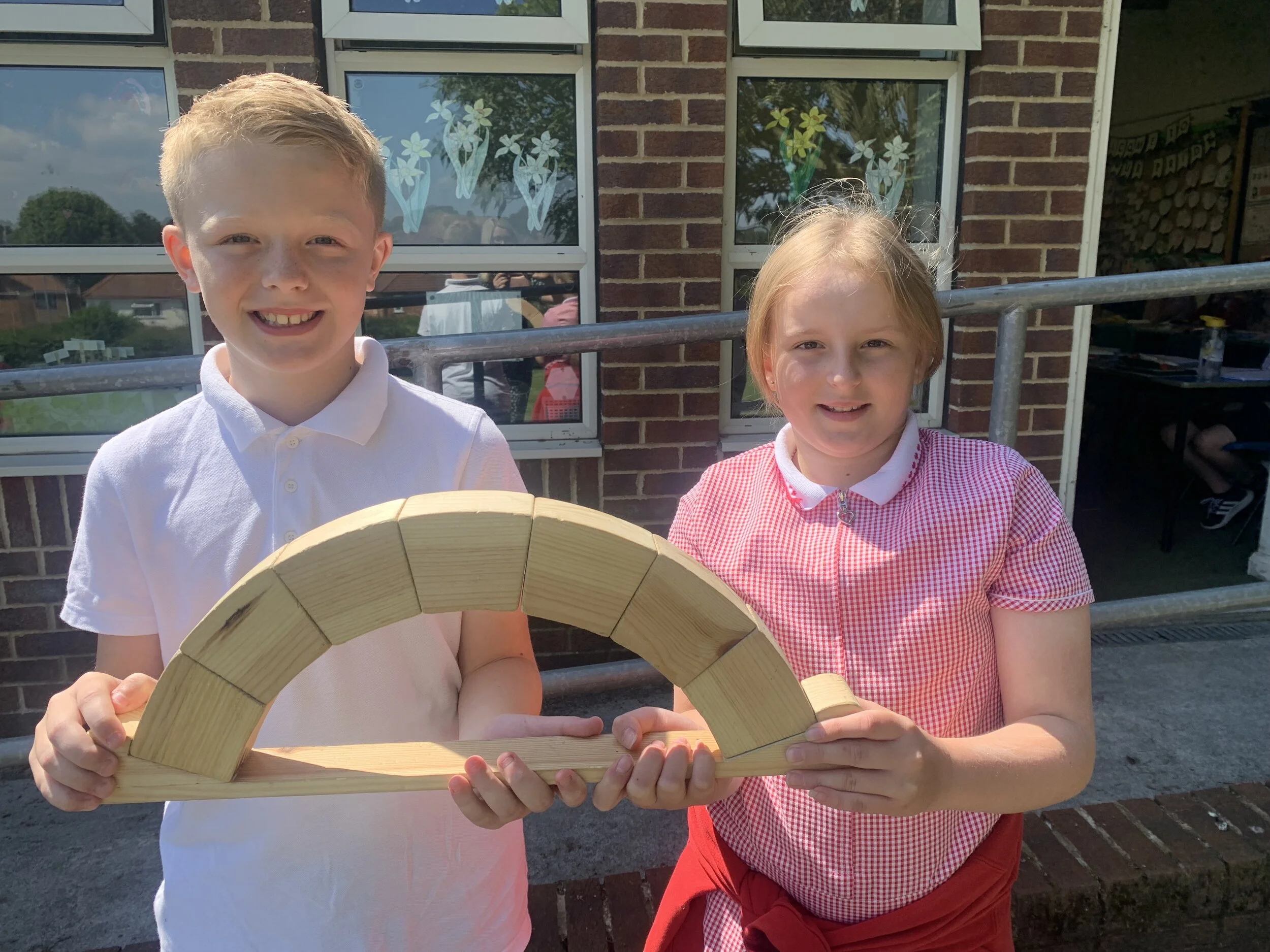 Derby primary school pupils recreate iconic A52 'disco' bridge - with ...