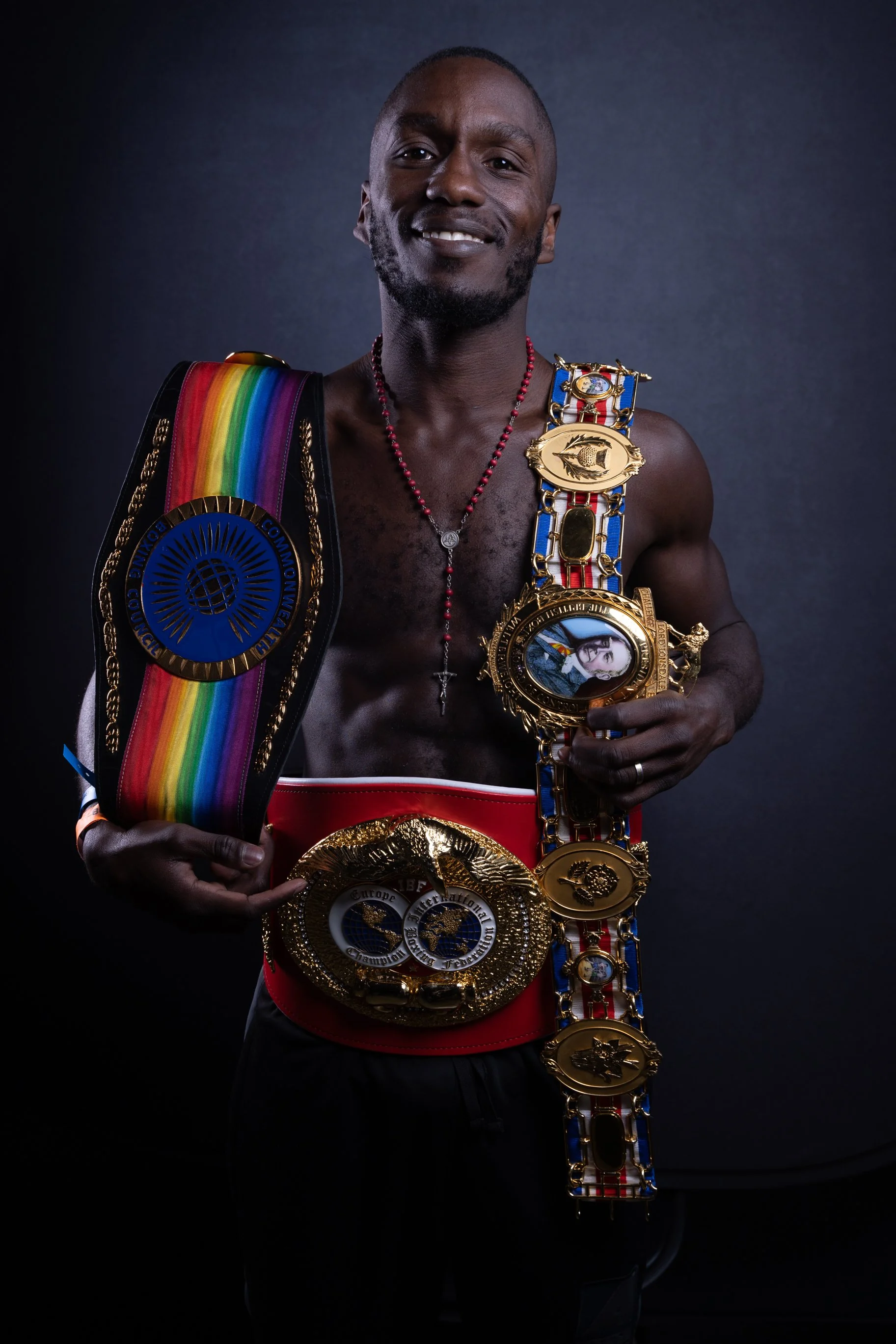 Champion boxer Ekow Essuman is big hit with Alvaston Moor school pupils ...