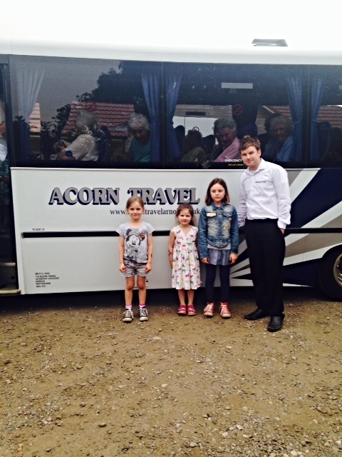 About Us-Acorn Travel - Nottingham Coach Company - Nottingham Coach Hire