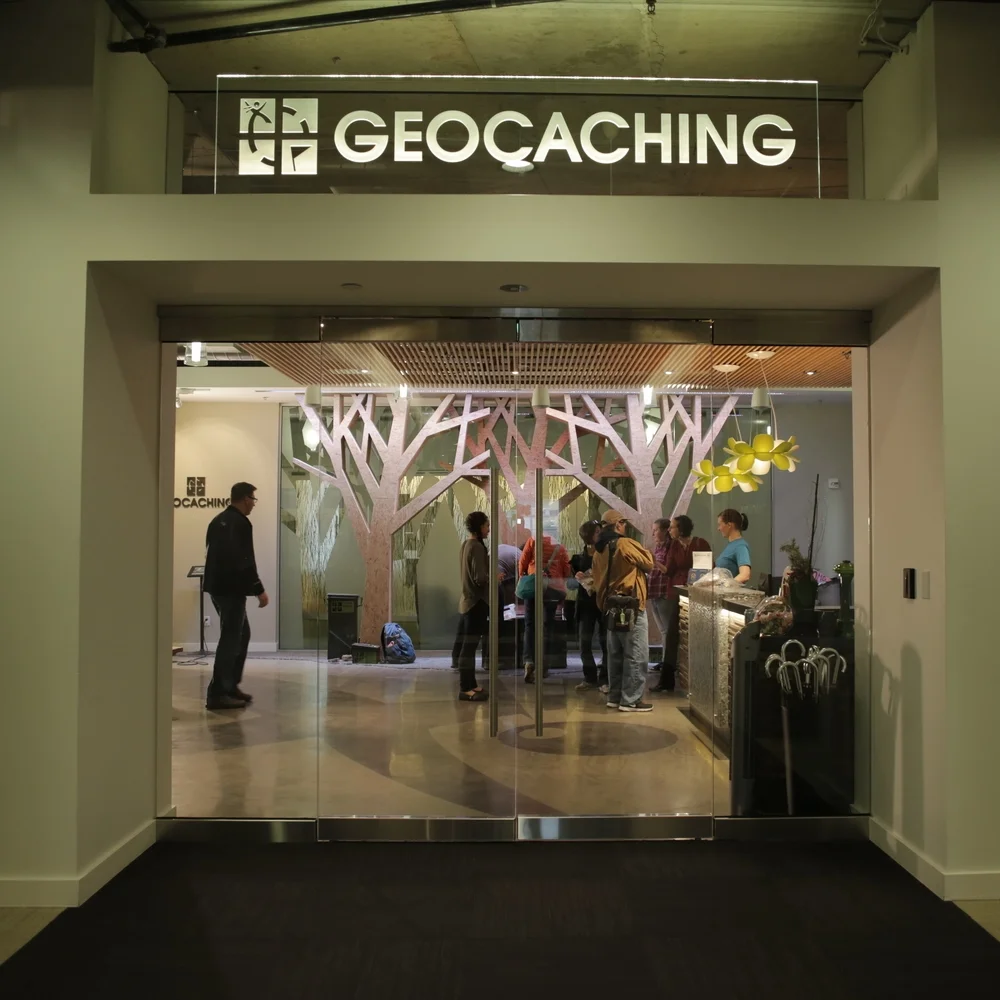 Geocaching HQ Visits