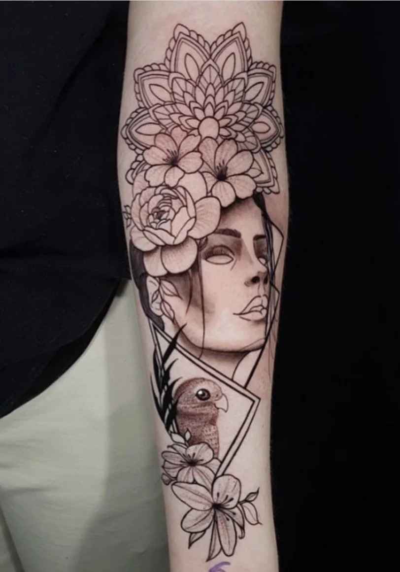 Chicago Ink Tattoo & Body Piercing and microdermals