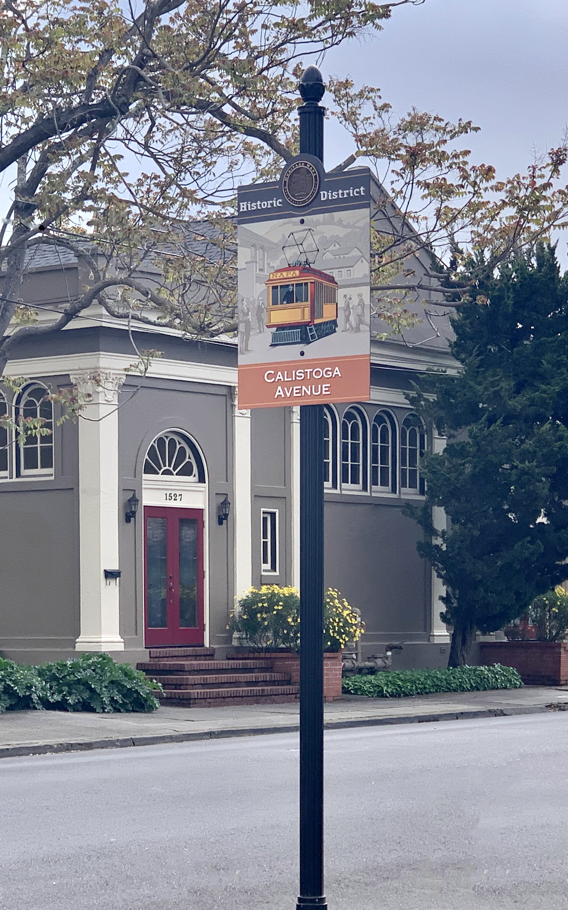 City of Napa Historic Districts Sign Program by Linn Design Studio