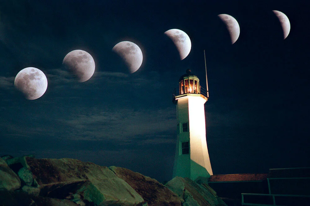 Lunar Eclipse Over Scituate Lighthouse — Dorian Color | Hunt's Photo ...
