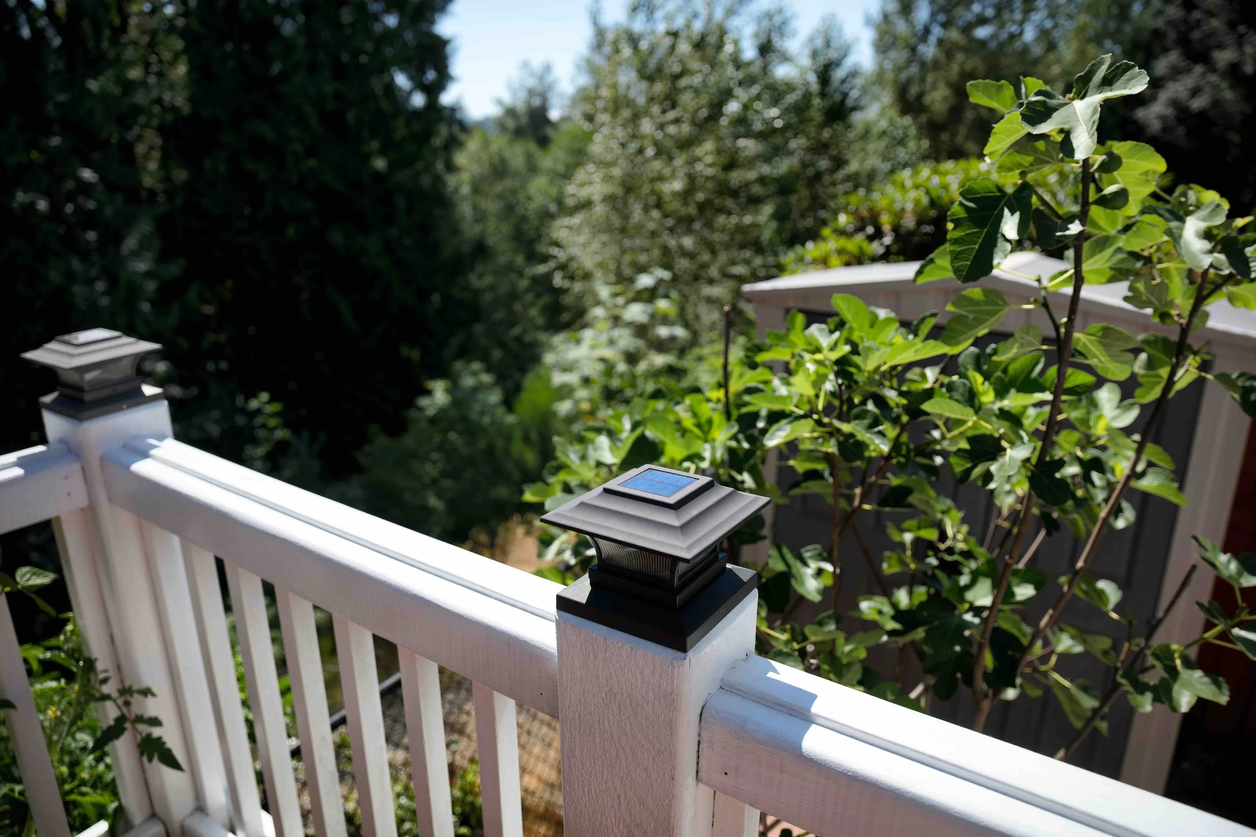 Deck Post Lights: a Finishing Touch for Your Deck | Outdoor Landscape ...