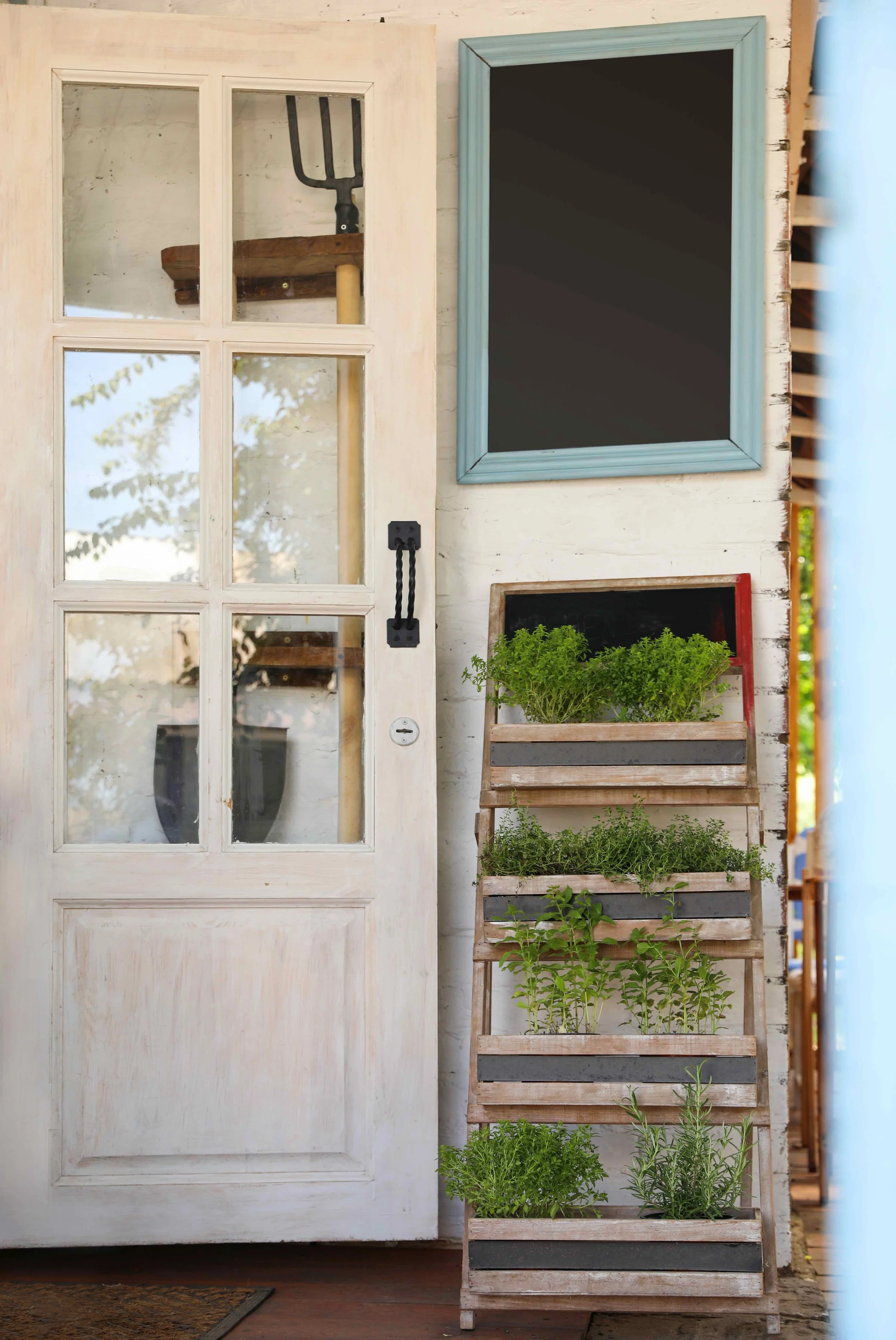 Culinary Delights: the Benefits of a Herb Garden Stand | Containers ...