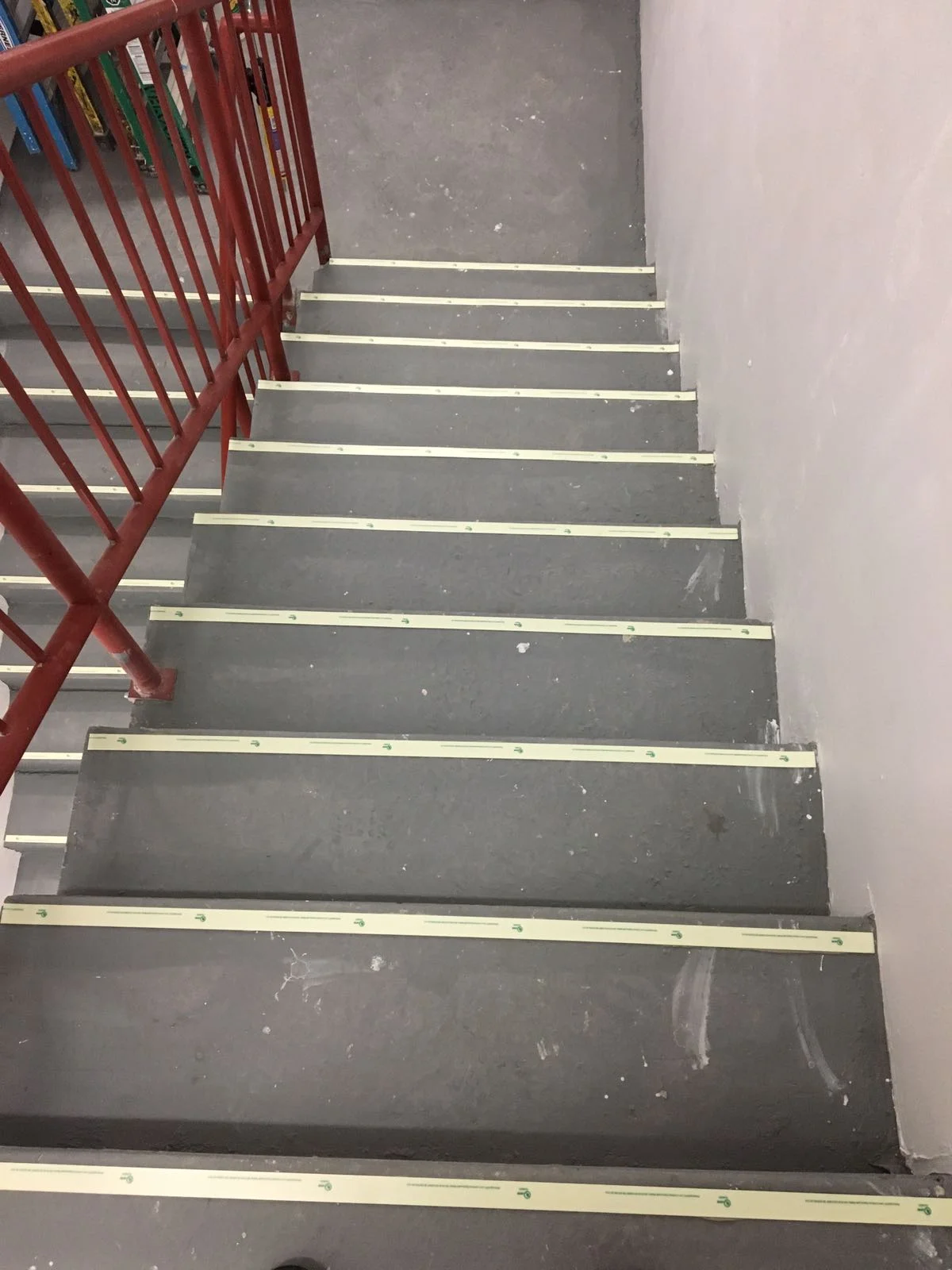 Glowscape® Demarcation Strip — Glowscape GVC