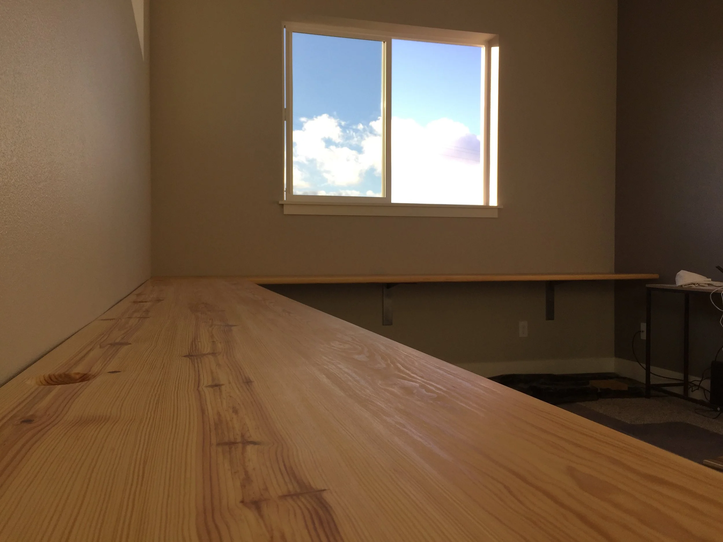 Floating Desk — Daniel Gehr