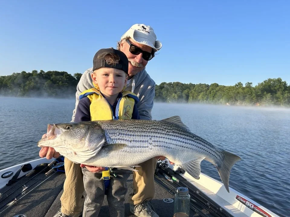 Fishing Guide Trips — Shawnee Expeditions Lake Kinkaid Muskie Guide