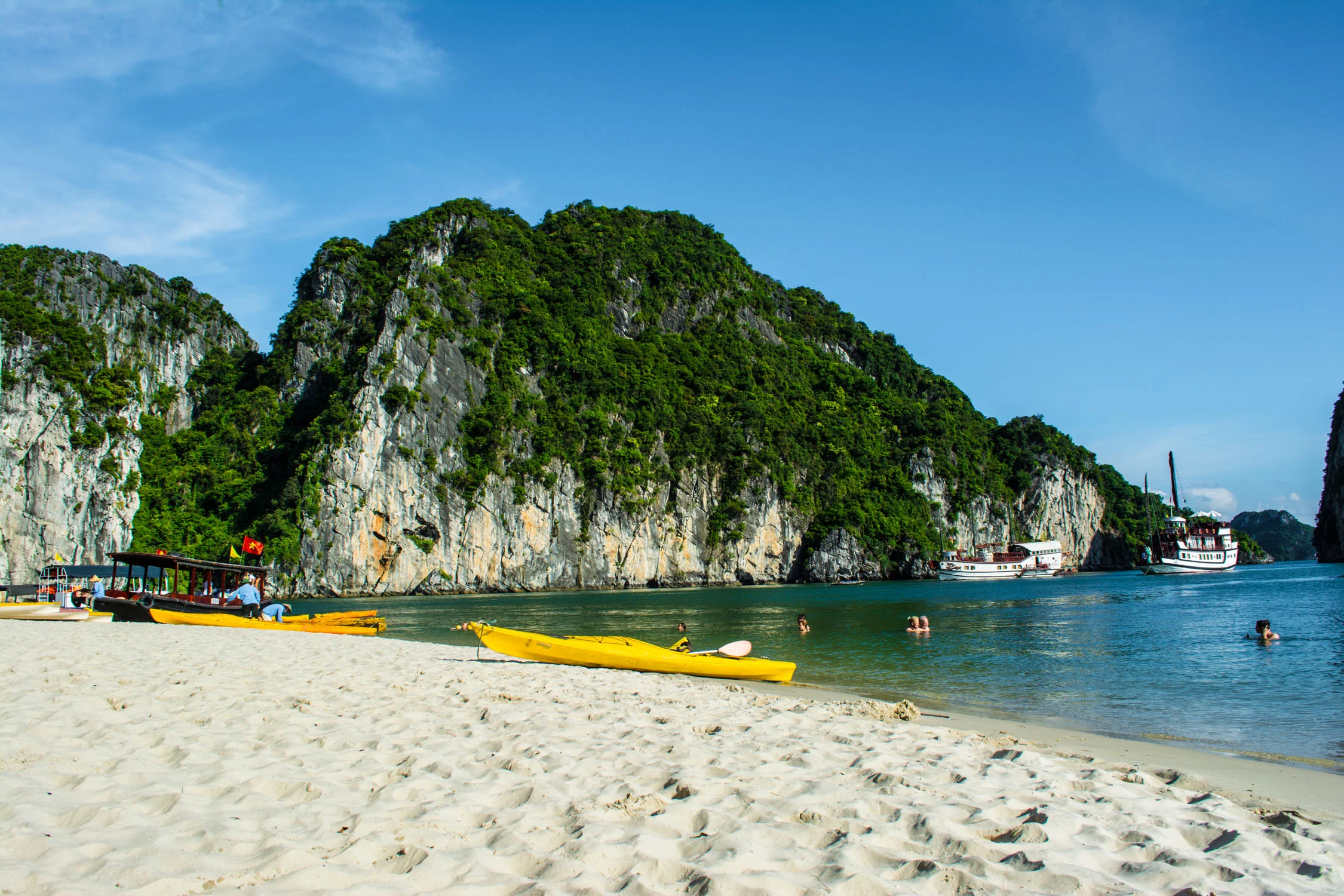 A Halong Bay Luxury Cruise with Paradise Cruises — No Destinations