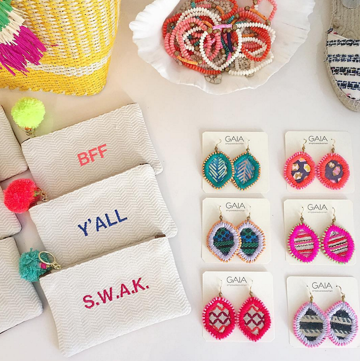 The Perfect Gift // Text Pouches — Simply Elegant