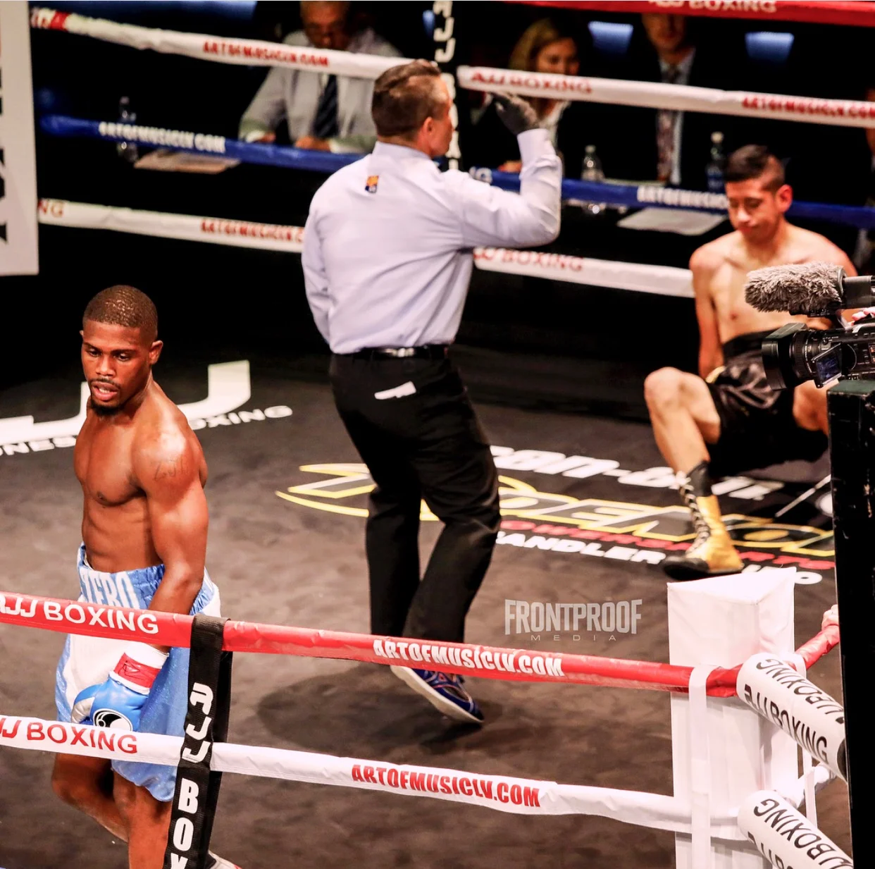 Photos: Roy Jones Jr. Boxing presents Phoenix Showdown: Fight Night ...