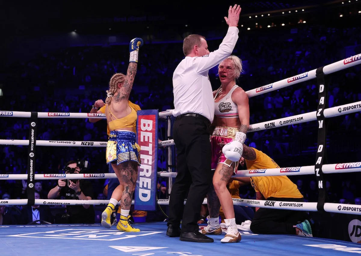 And Still Ebanie Bridges Stops Shannon Oconnell In 8 Rounds