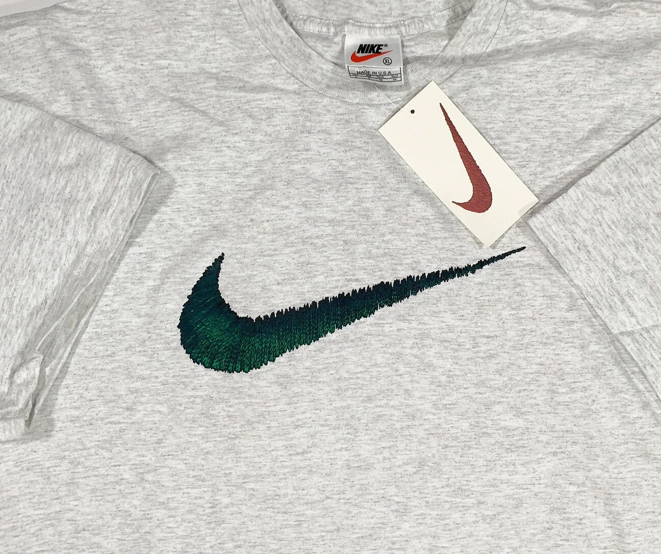 Nike Swoosh Green