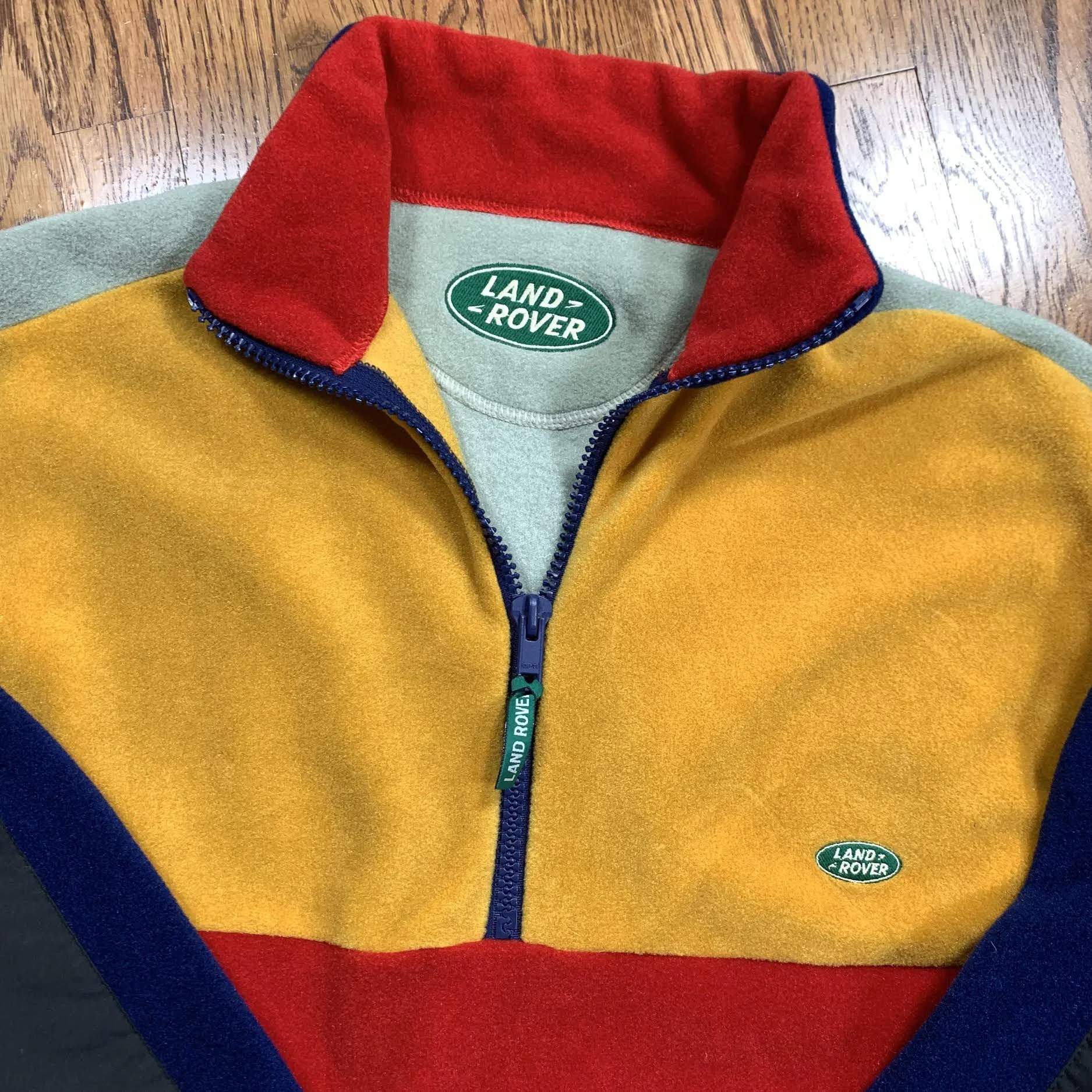 Vintage Land Rover Colorful Fleece 1/2 Zip Fleece (Size L) — RootsBK