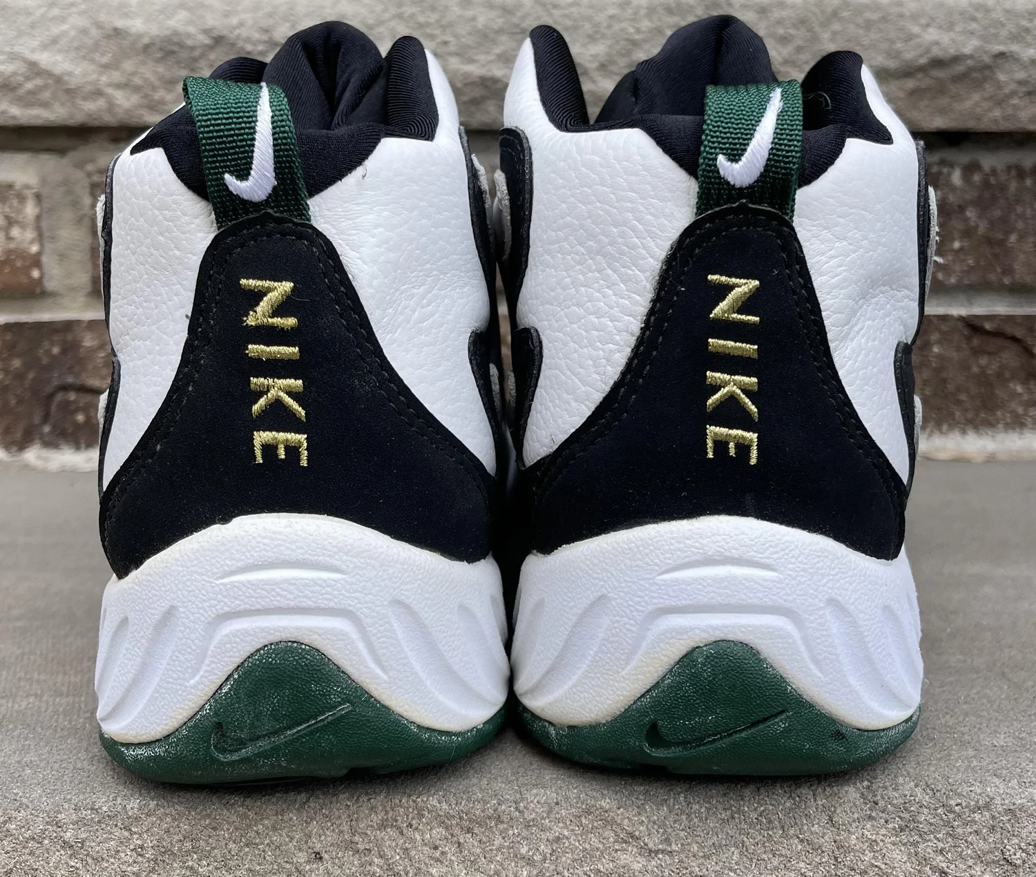Old Fashioned Green Nike Flights