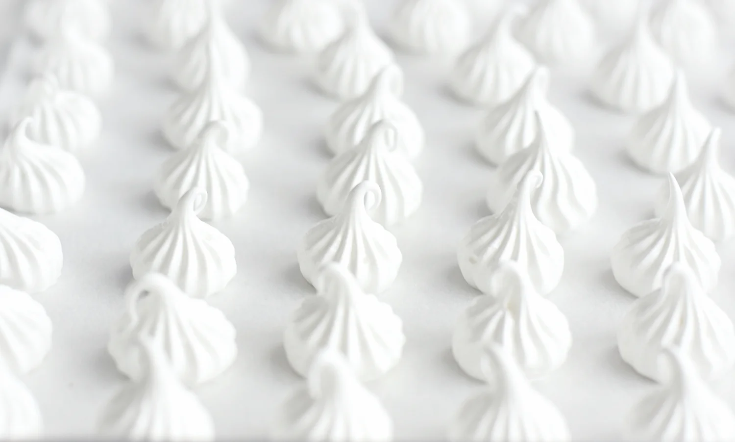How to Make Perfect Meringues | Truffles and Trends