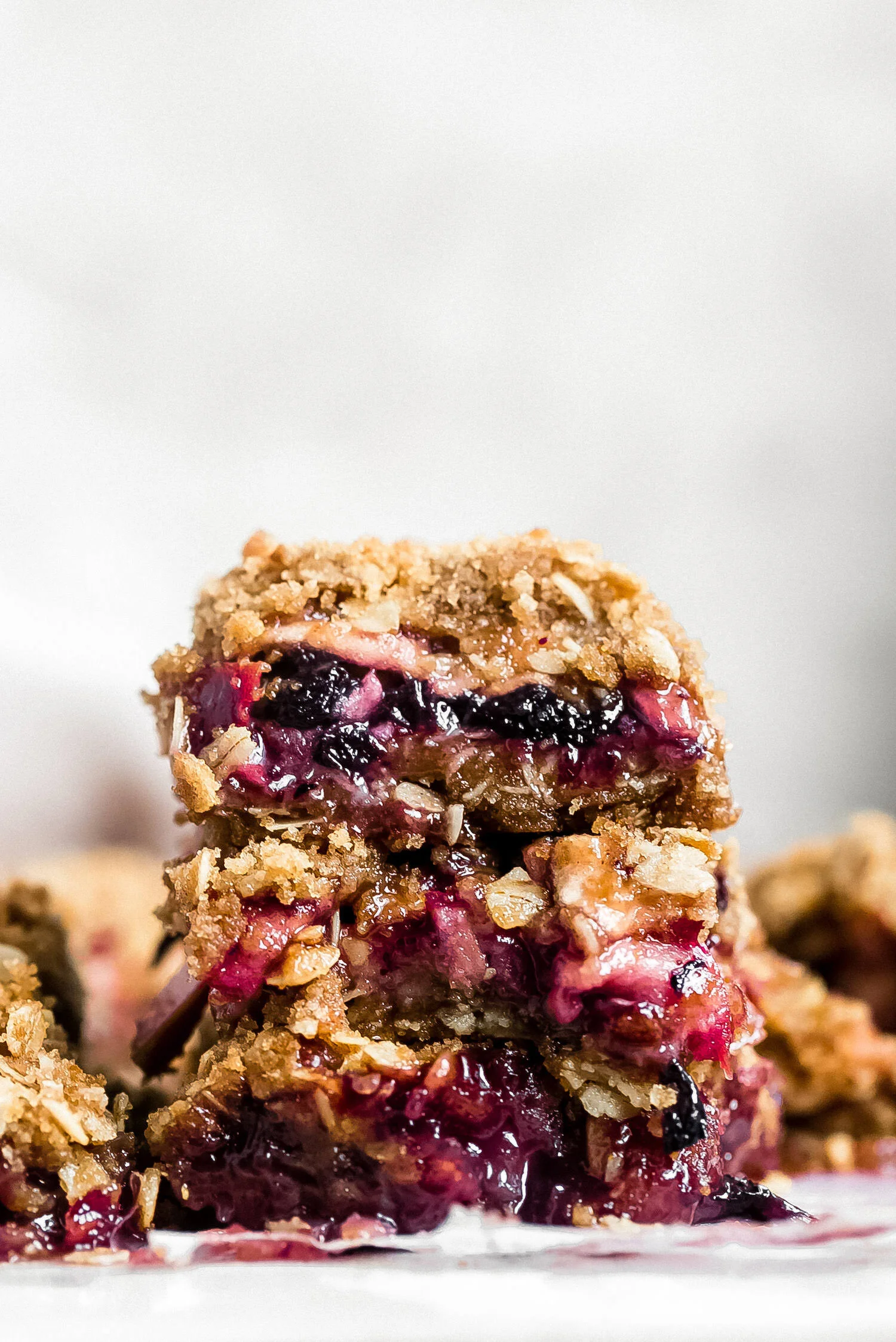 Jammy Apple Blueberry Crumble Bars + Video | Truffles and Trends
