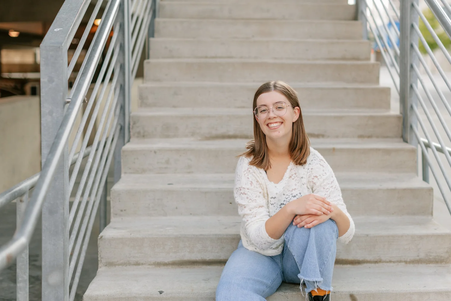 Artistic Senior Photos Des Moines Addison — Des Moines Wedding Photographer
