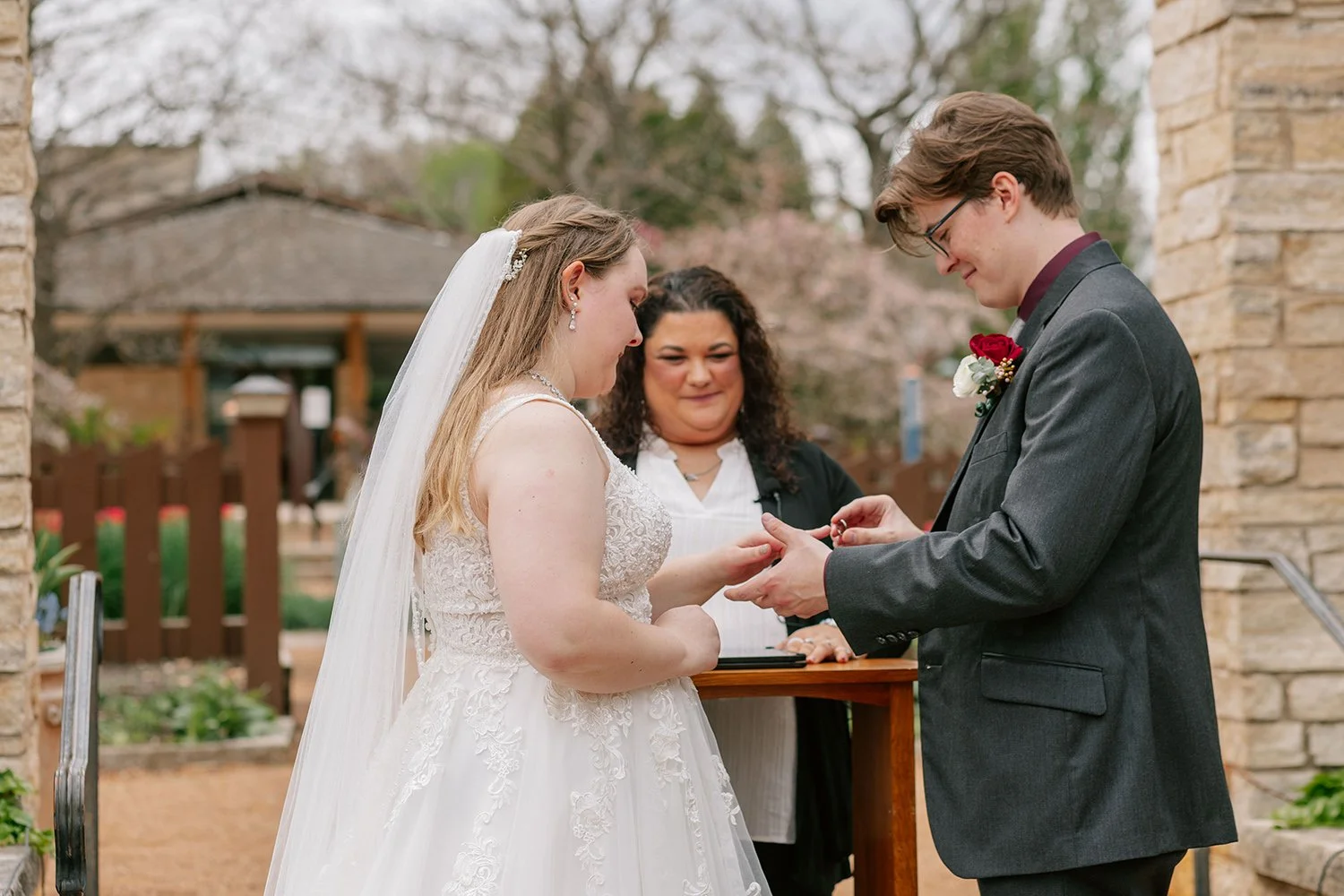Reiman Gardens Spring Wedding — Des Moines Wedding Photographer