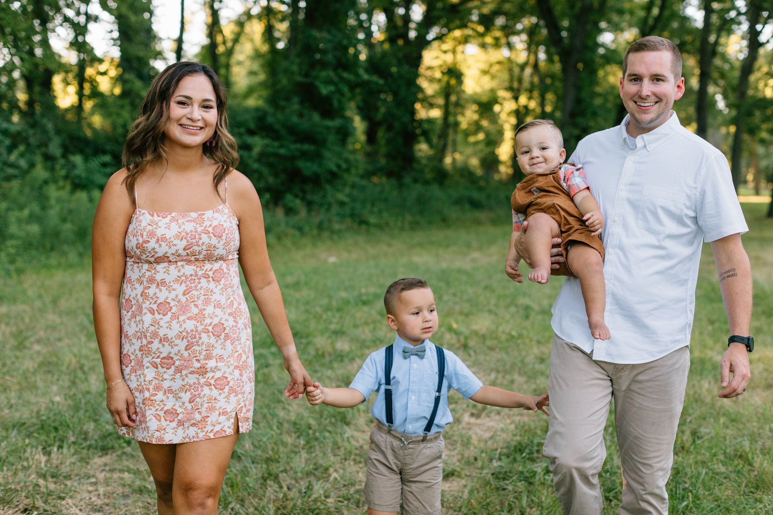 Des Moines Family Photographers — Des Moines Wedding Photographer