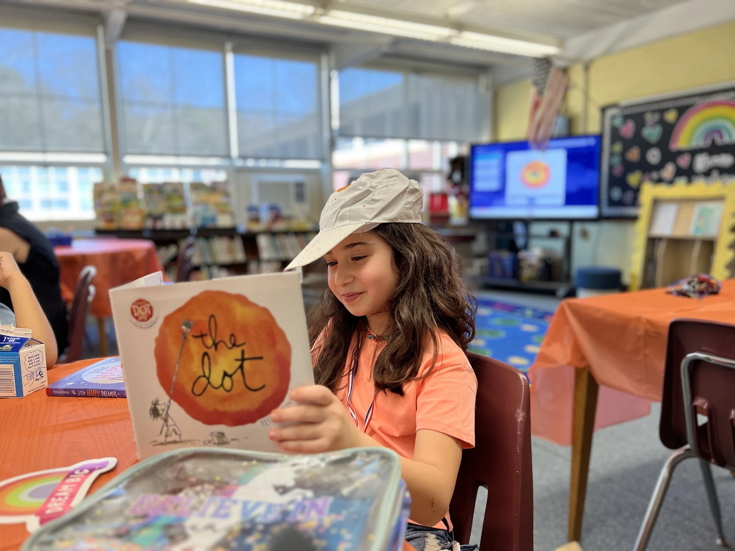 Peter H. Reynolds Inspires Young Writers at Nourse Elementary School ...