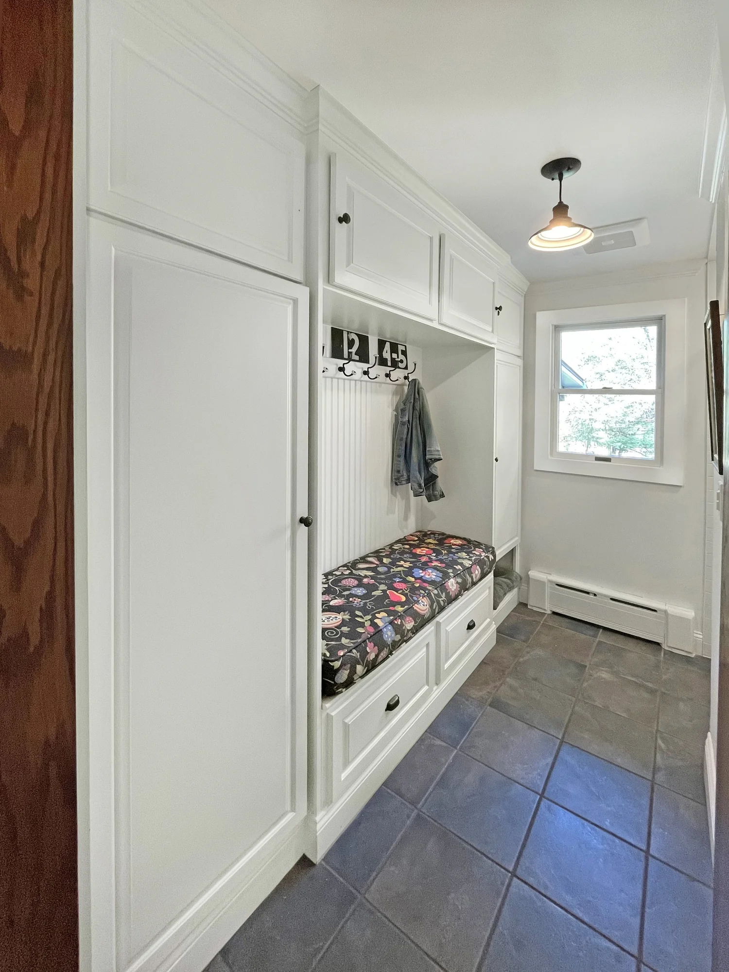 Mudroom / Laundry — A&E Construction