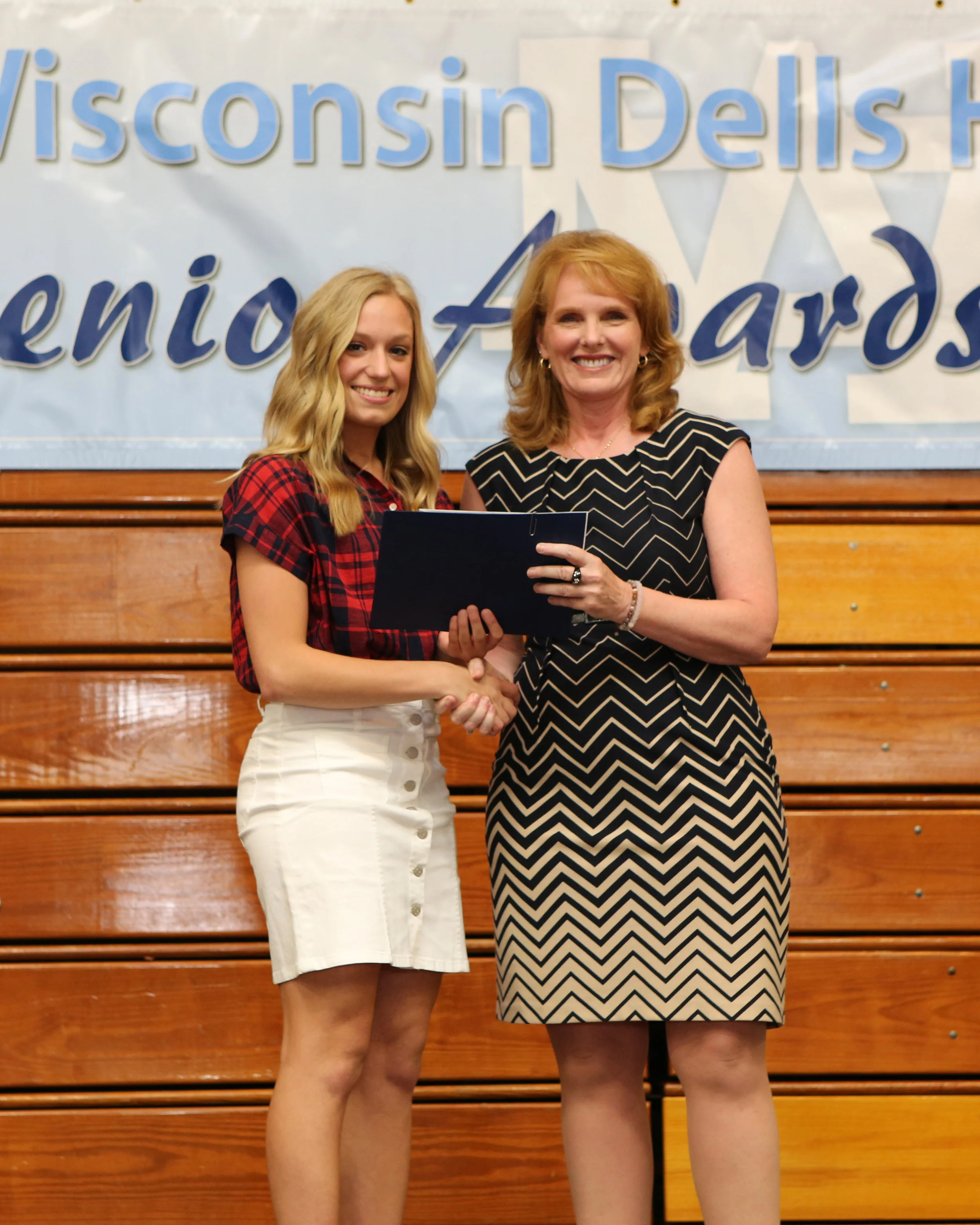 2017 Scholarship Recipients — Wisconsin Dells Education Foundation