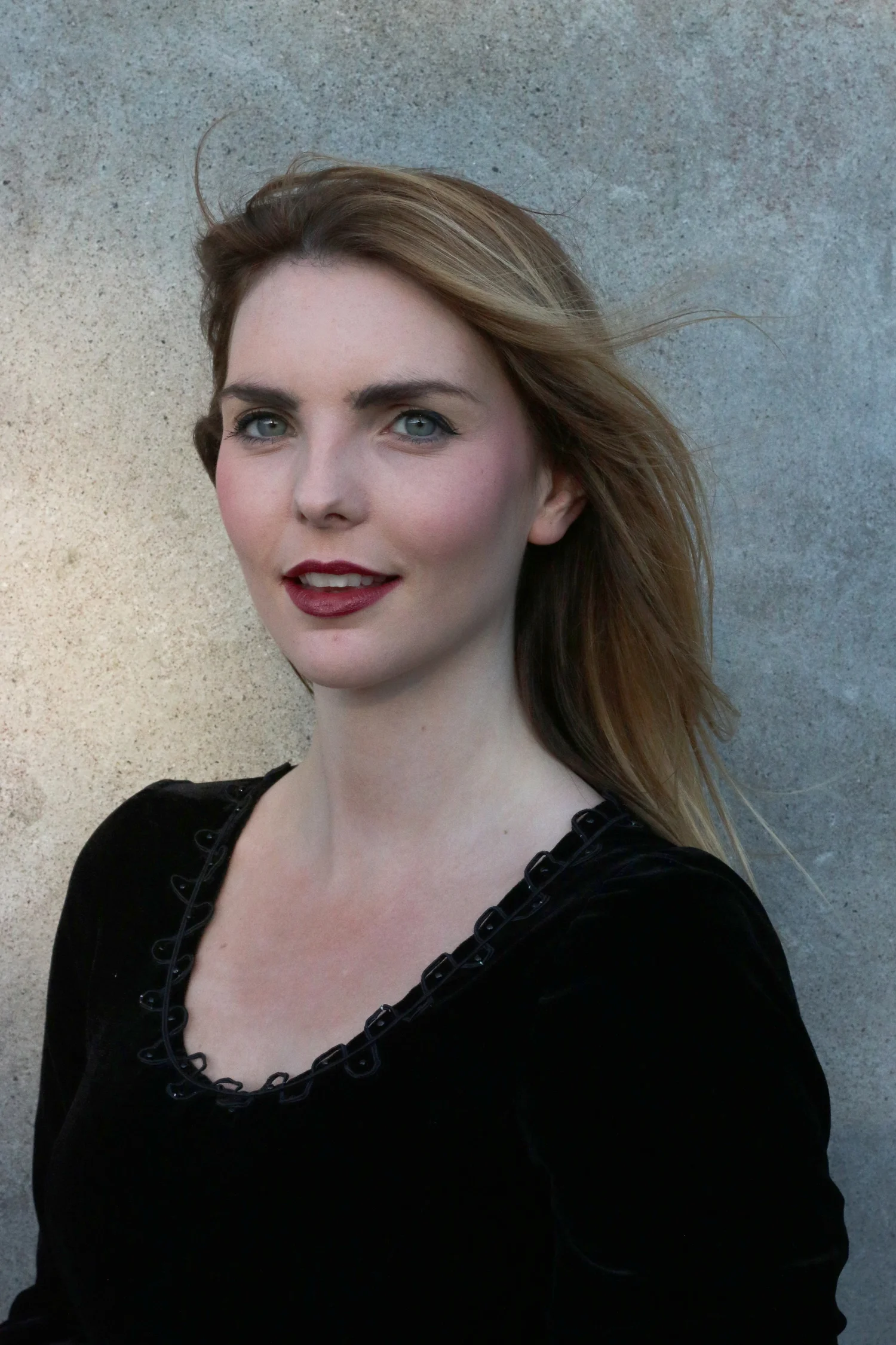 Victoria Warwick — ANÚNA